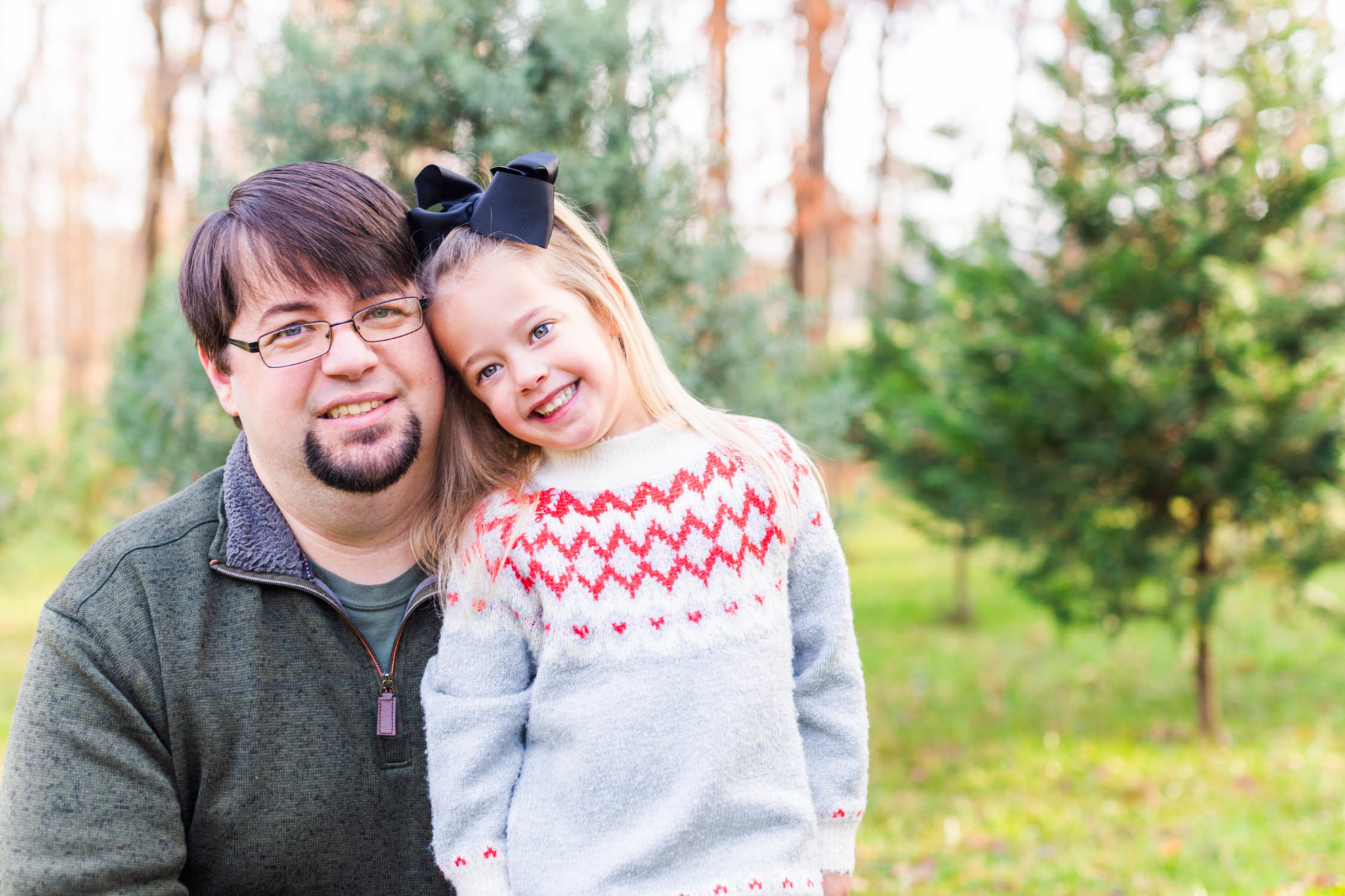 Chattanooga Christmas Tree Farm Mini Sessions 2022 - ellebeaphotography.com