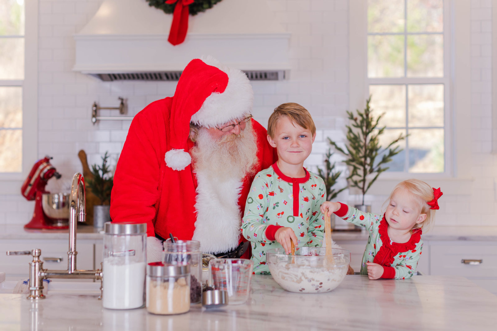 Chattanooga Baking with Santa 2022 - ellebeaphotography.com