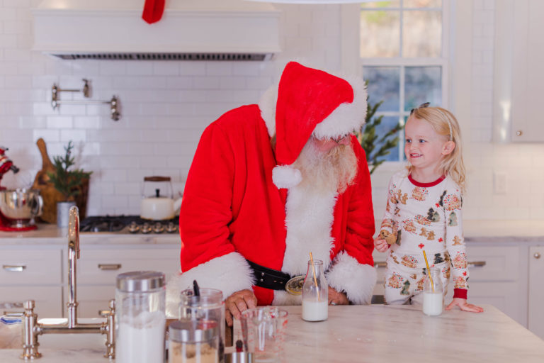 Chattanooga Baking with Santa 2022 - ellebeaphotography.com